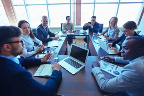 Trabalho em feriados no comércio e as novas regras | MAFM ADVOGADOS